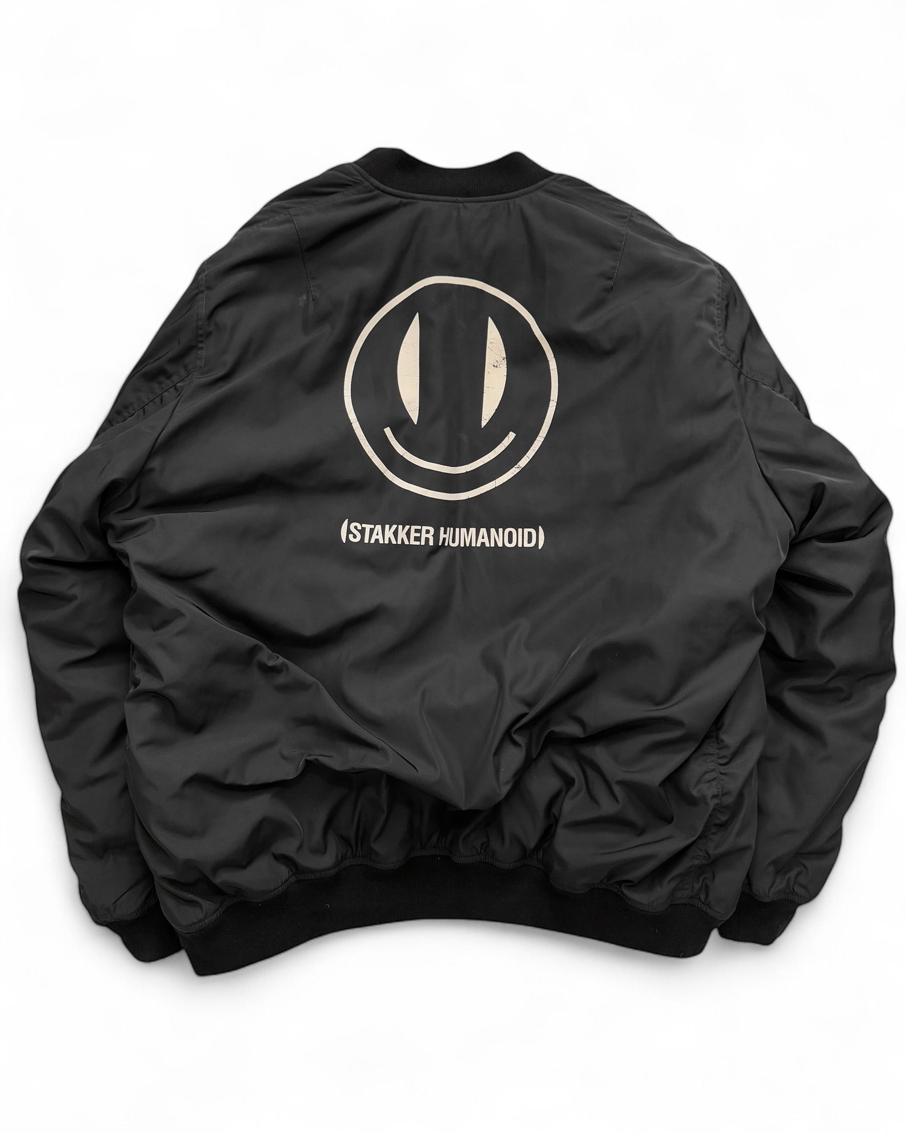 Smiley Humanoid Oversized Bomber – Archive Reloaded